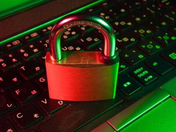 Singapore PR Application Scam: How to Spot and Avoid | SEA